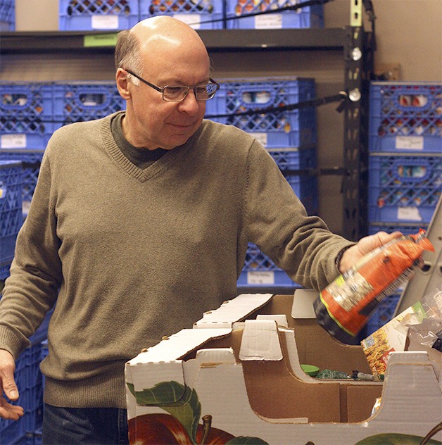 Deliveries, spring break food added to Issaquah food bank's services ...