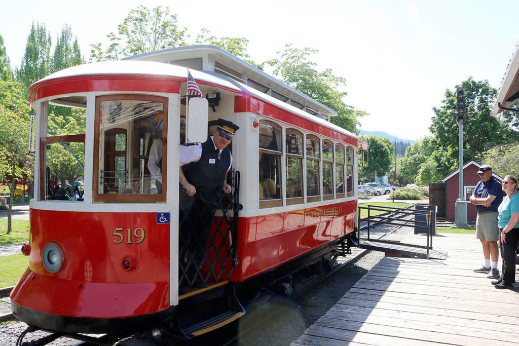 Issaquah Valley Trolley rides bring back railroad history | Issaquah ...