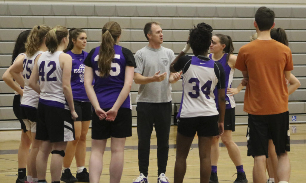 Issaquah basketball teams ready to tip off | Issaquah Reporter